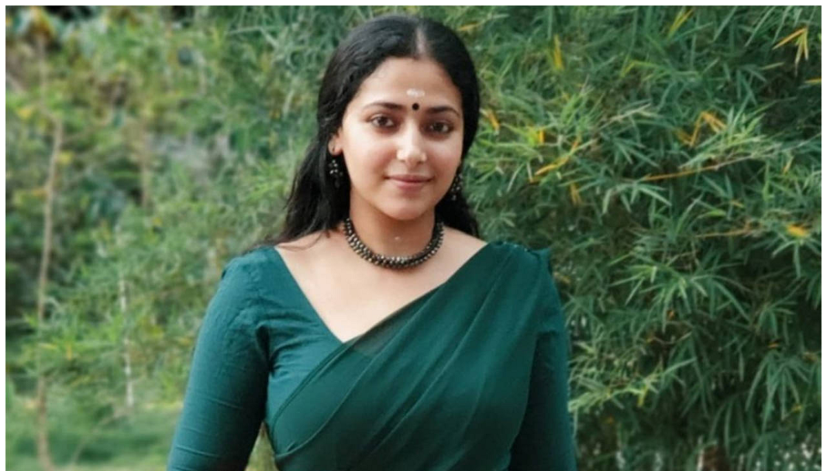 Anu Sithara: Weight, Age, Husband, Biography, Family ,Facts