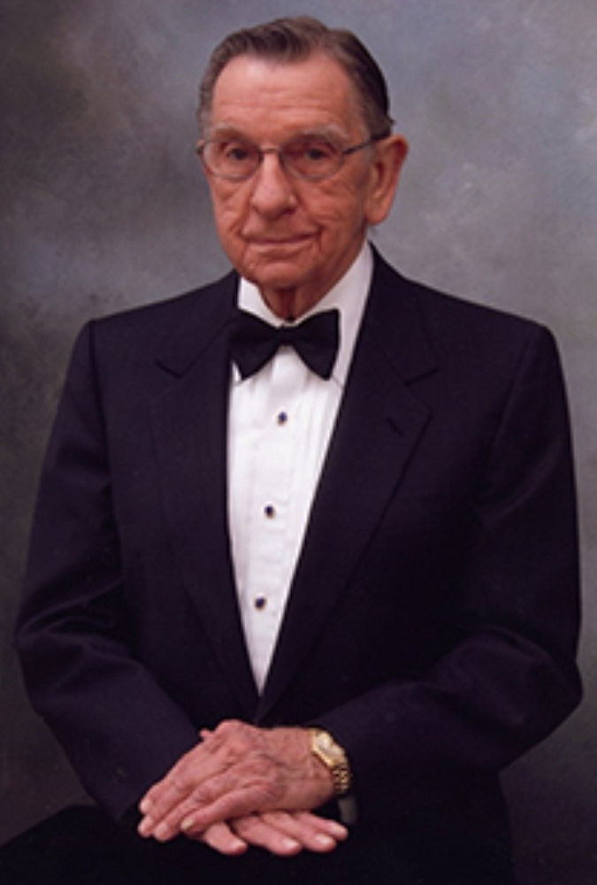 Eric Atkinson’s Biography, Age, Height, Wife, Net Worth, Family