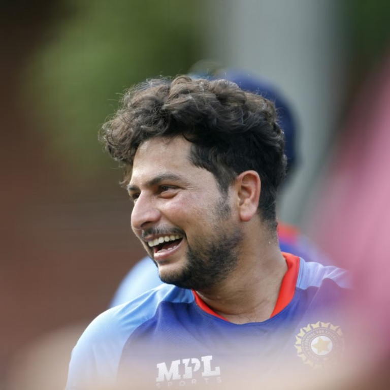 Kuldeep Yadav Weight, Age, Husband, Biography, Family Facts