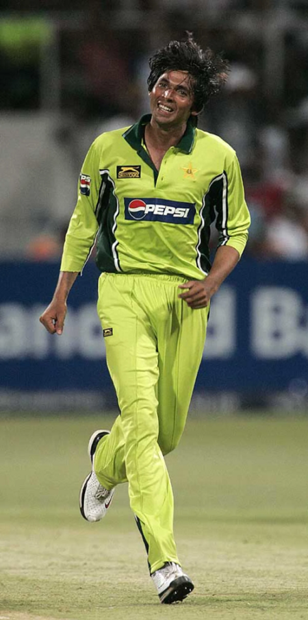 Mohammad Asif’s Biography, Age, Height, Wife, Net Worth, Family