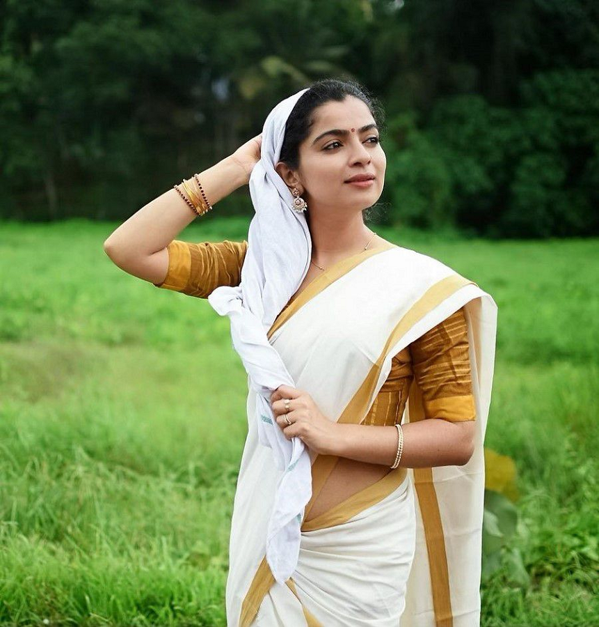 Ranjitha: Height, Weight, Age, Biography, Husband More