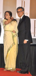 Romesh Sharma World: Revealing Weight, Age, Husband, Biography, Family ...