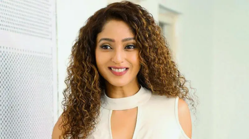 Suman Ranganathan: Weight, Age, Husband, Biography, Family Facts