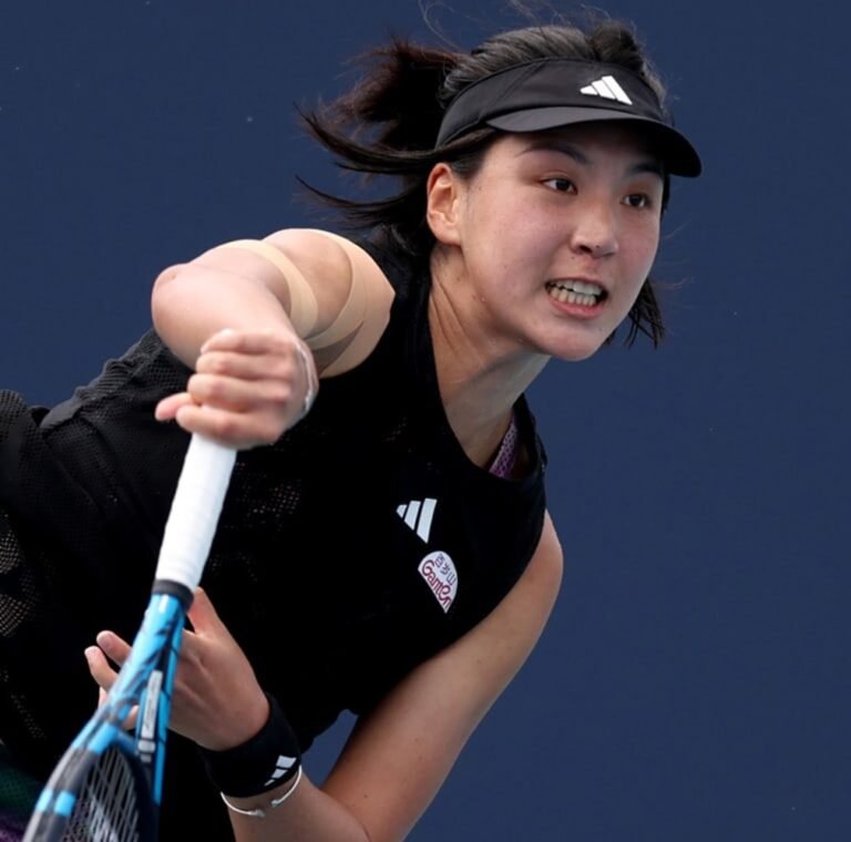 Top 10 Most Popular Chinese Models: Age, Height, Weight, And Biography